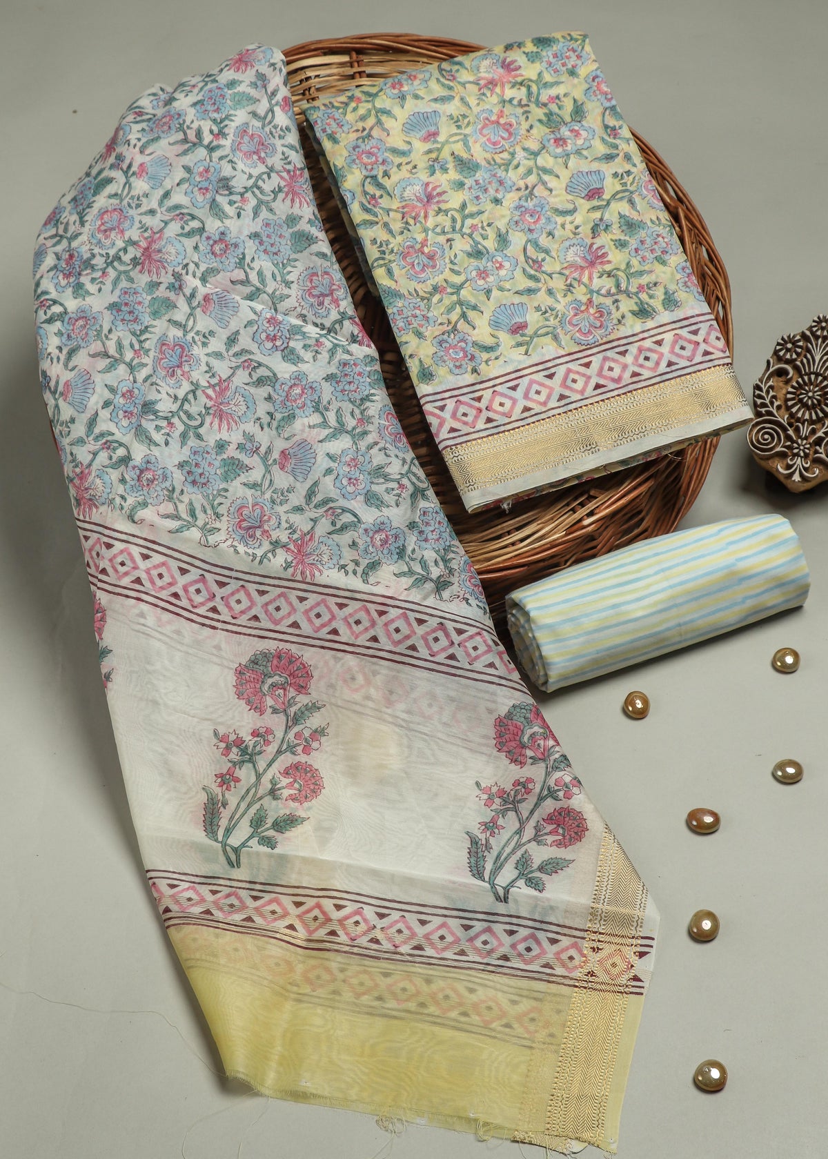 Maheshwari Suits – thestudiobagru