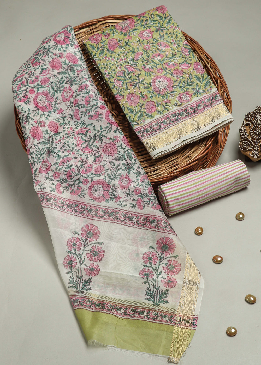 Maheshwari Suits – thestudiobagru